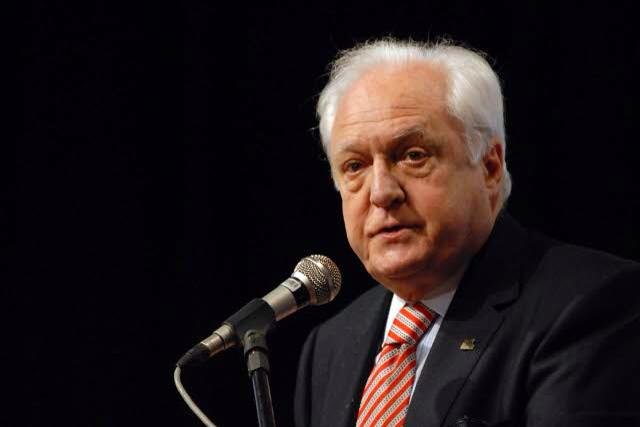 A história do jurista René Dotti | Portal Memória Brasileira